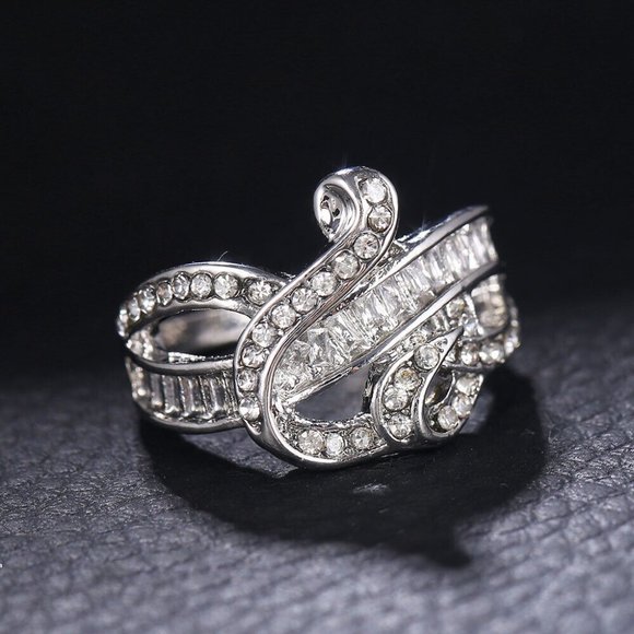 Jewelry | Swan Like White Cubic Zirconia Chip Ring 6 | Poshmark